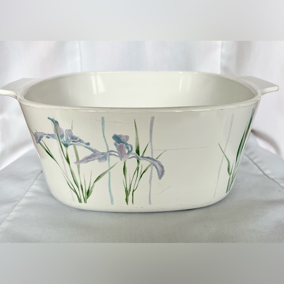 Corningware | Kitchen | Corningware Shadow Iris 3 Liter Large Square ...